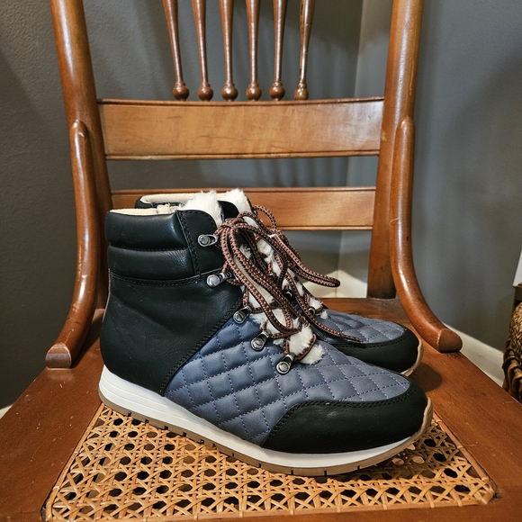 J. Crew | Shoes | Wonderly Navy Blue Quilted Boots Sz 6 Like New Chic ...